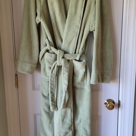 Intimates & Sleepwear | Comfy Bathrobe With Tie Front | Poshmark
